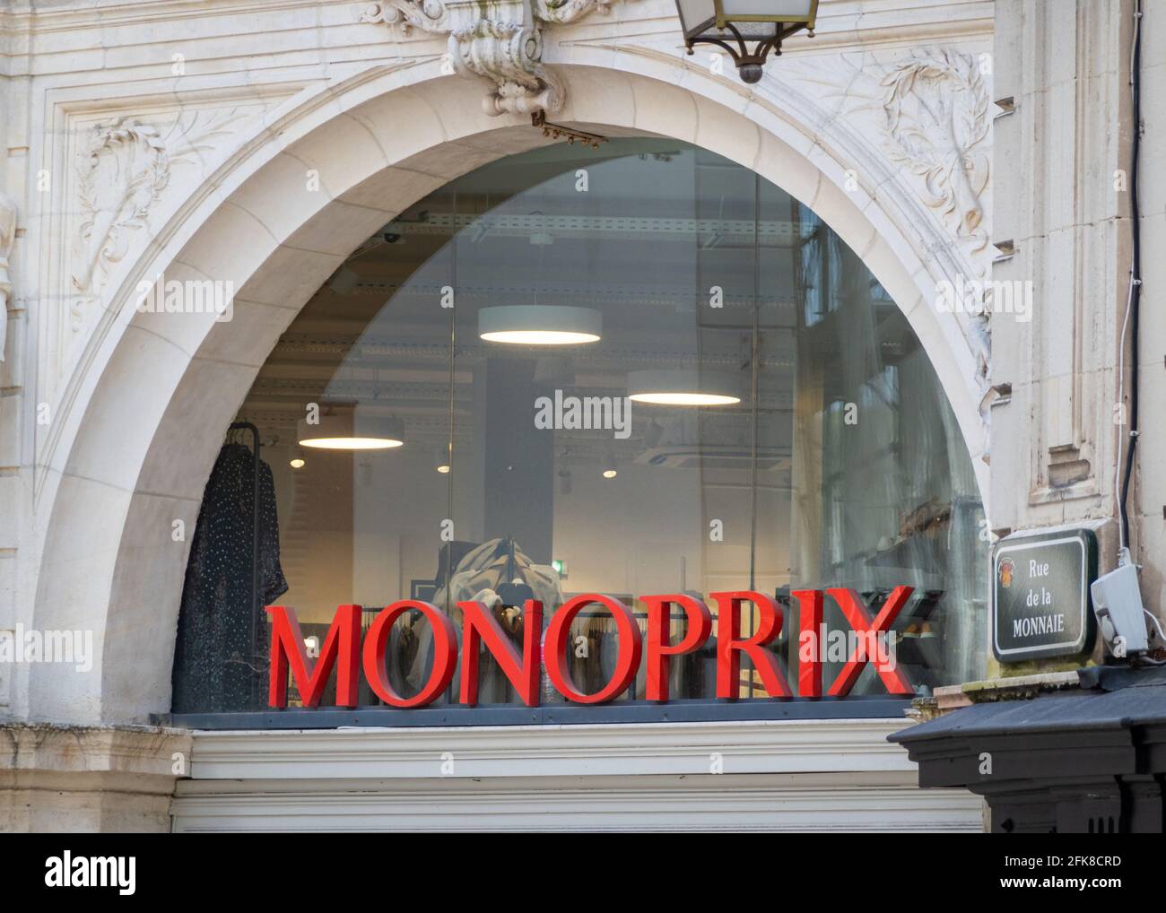 Monoprix store hi-res stock photography and images - Alamy