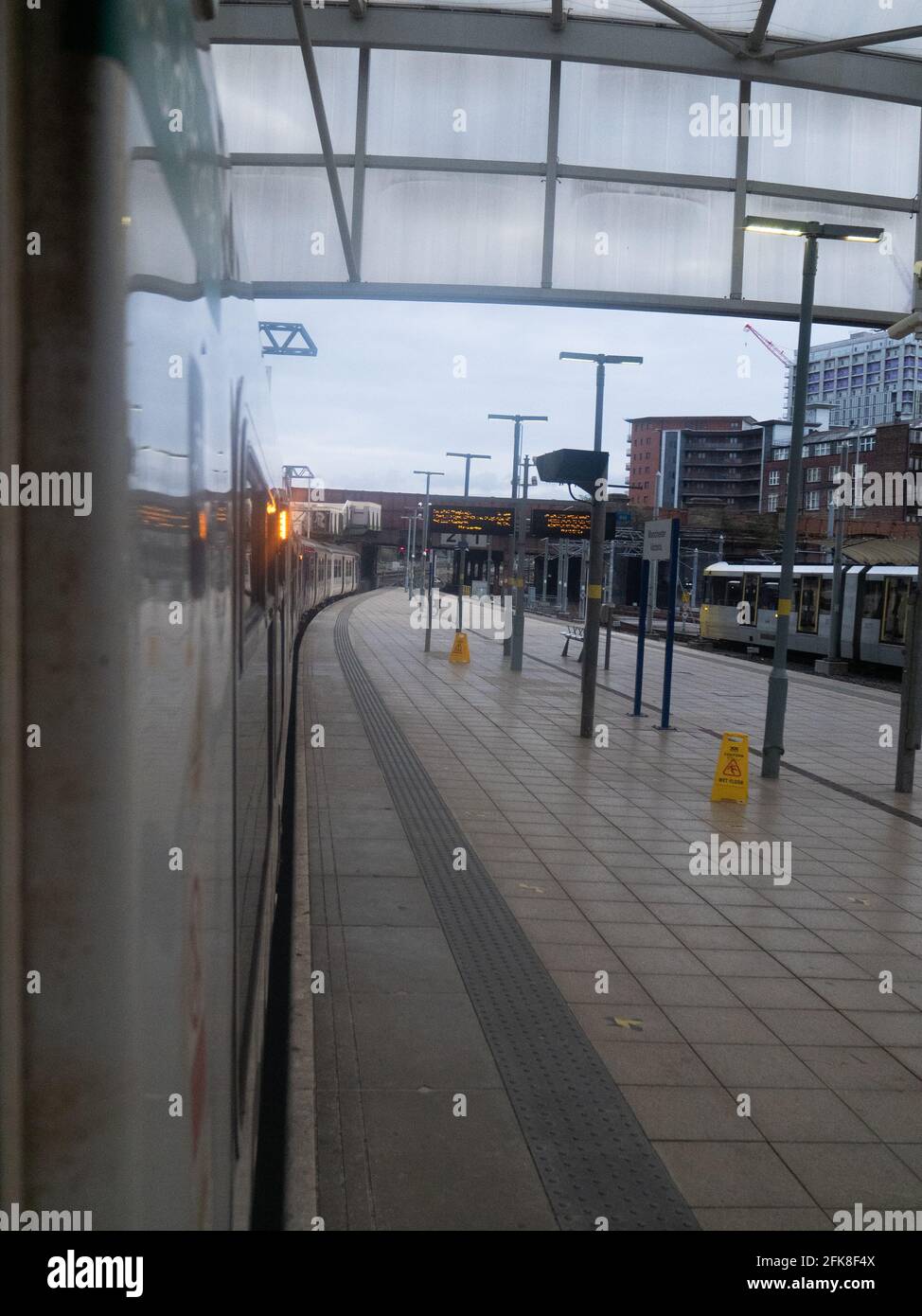 manchester victoria station Stock Photo - Alamy
