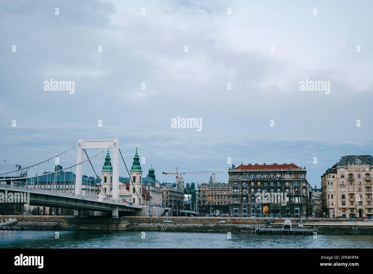 Elizabeth bridge side view hi-res stock photography and images - Alamy