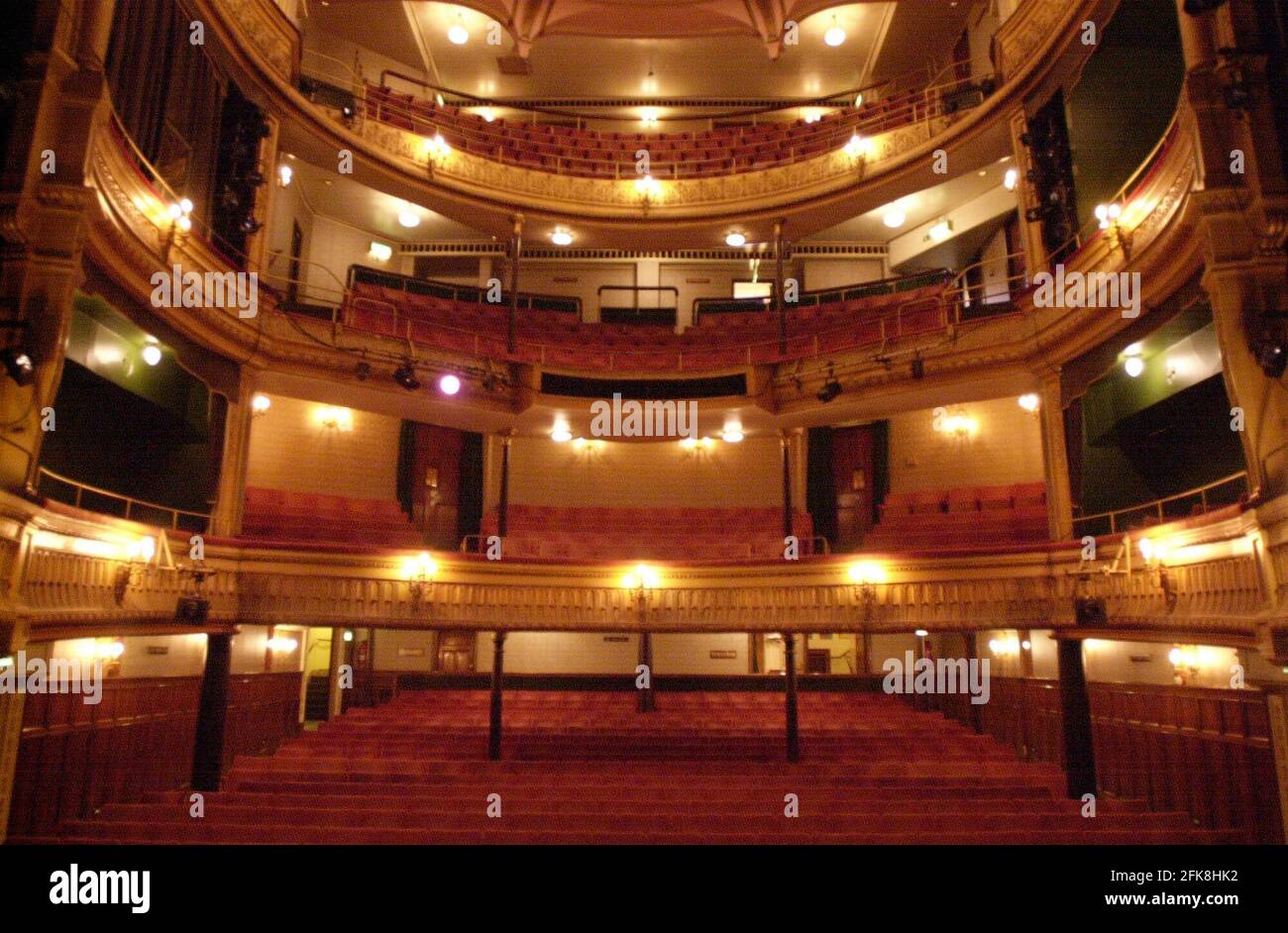 Comedy theatre hi-res stock photography and images - Alamy