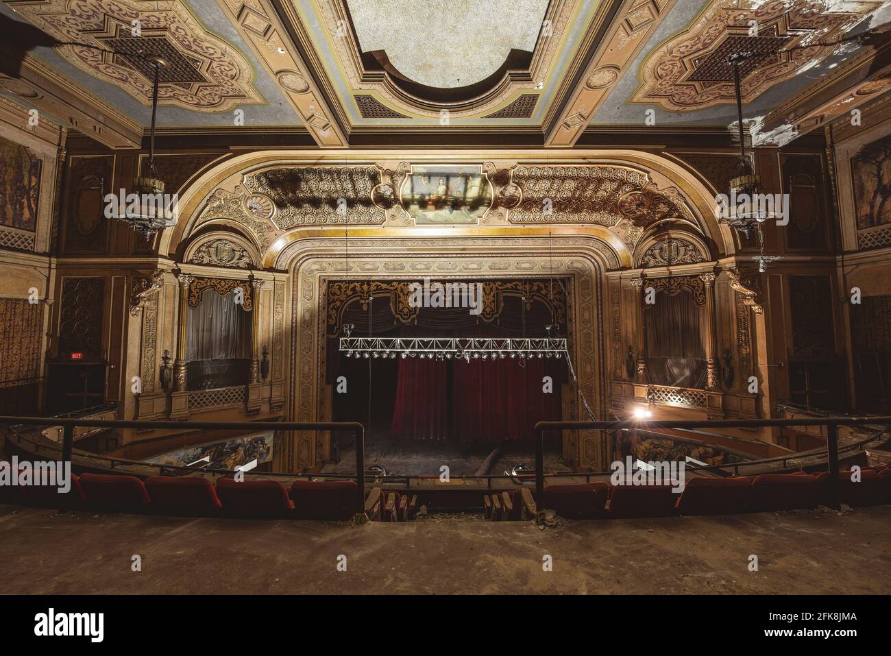Abandoned Ornate Theater Stock Photo - Alamy