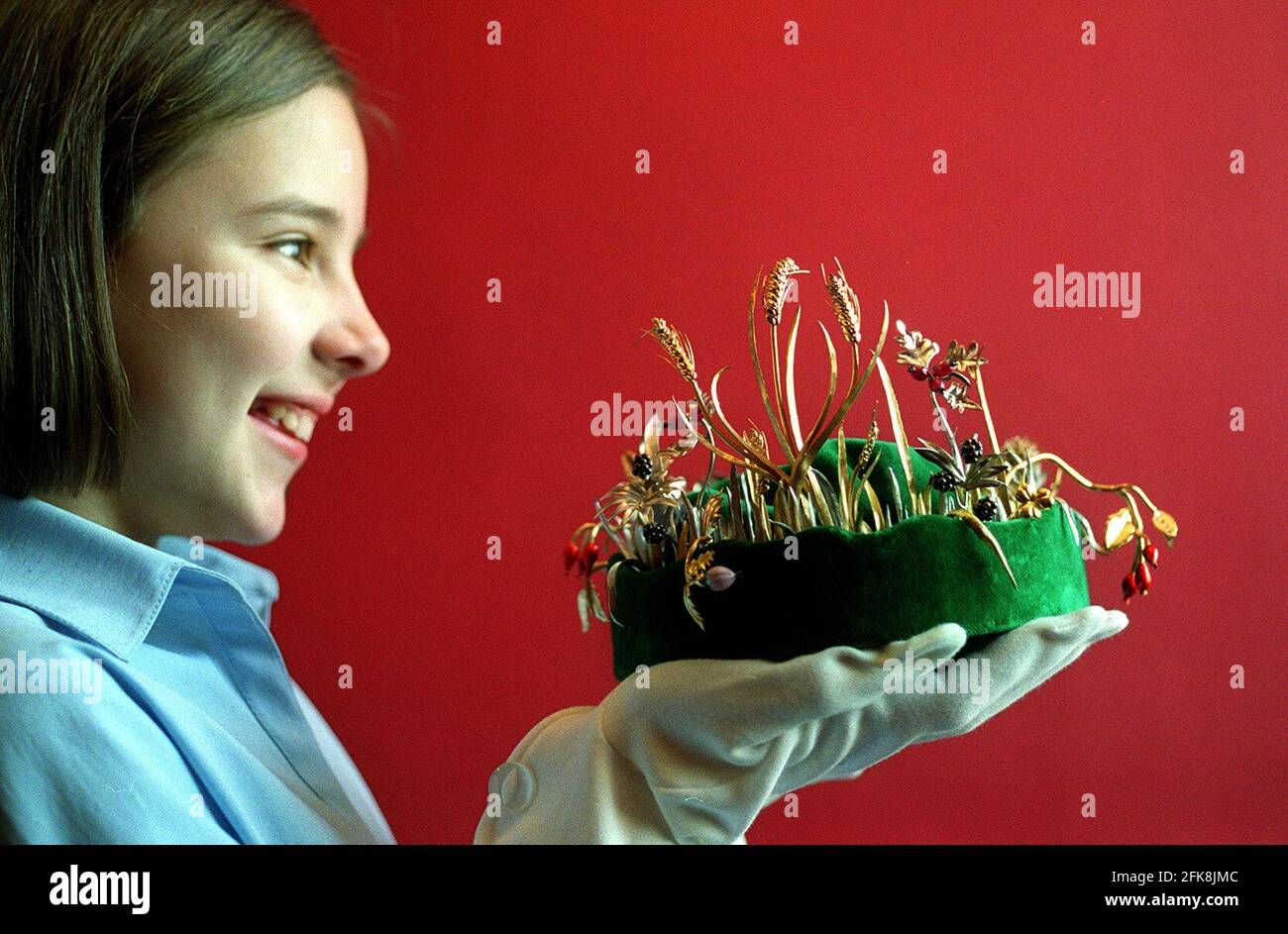 BBC Blue Peter Crown For the Millennium Competition 2001 11 year old ...