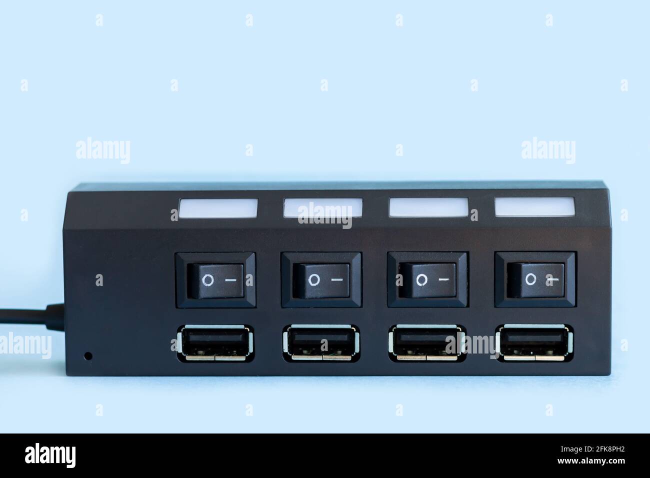 Connecting to portable devices hi-res stock photography and images - Alamy