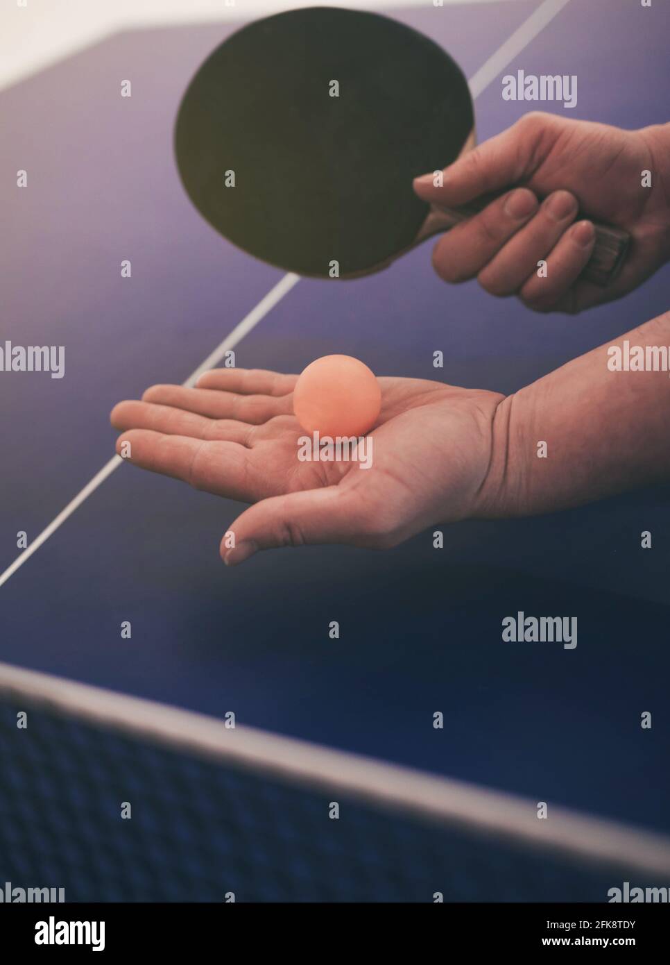 Hand ping pong ball hi-res stock photography and images - Alamy