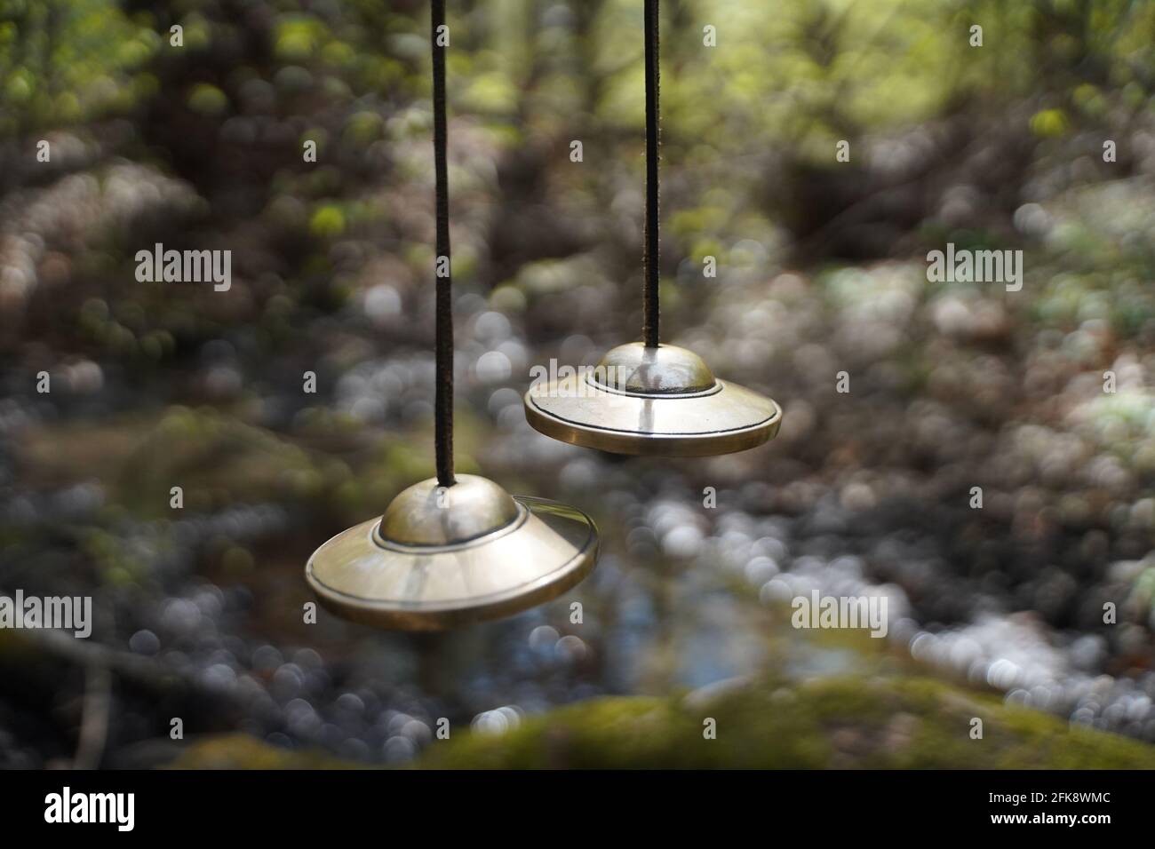 Cymbals close up for sound healing therapy Stock Photo - Alamy