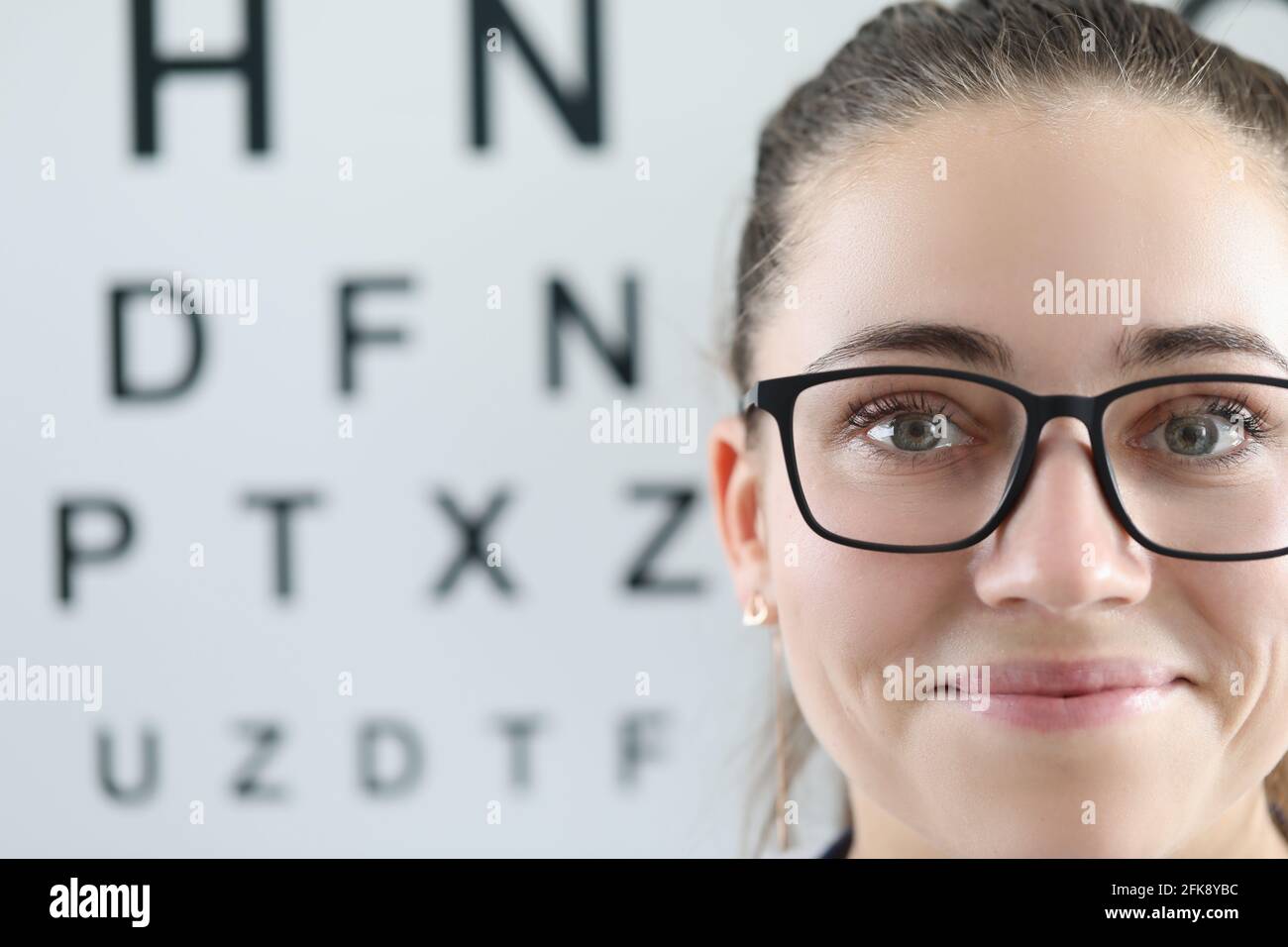 Ophthalmic table hi-res stock photography and images - Alamy