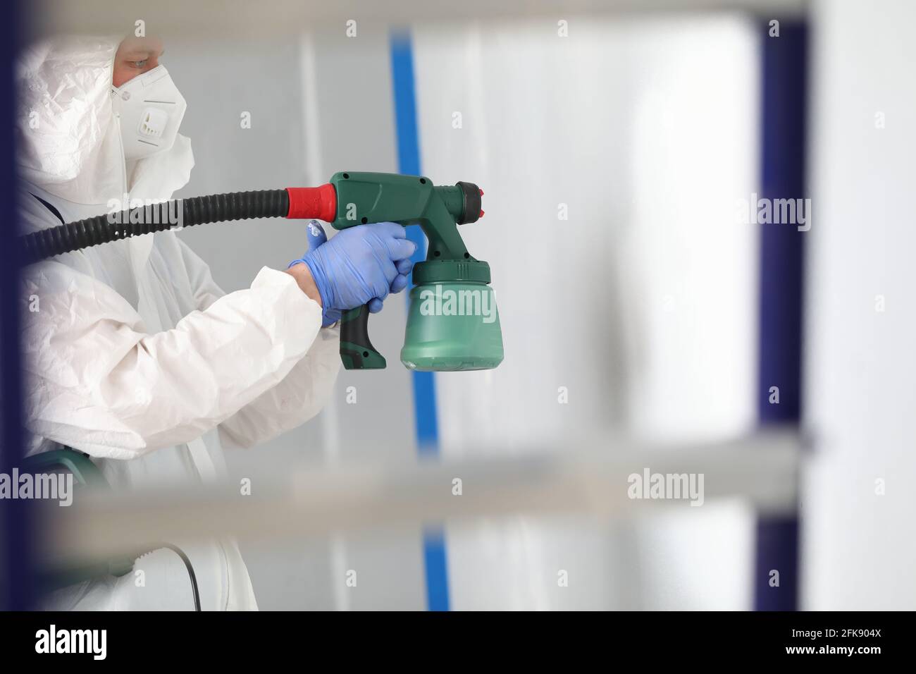 Air spray painter hi-res stock photography and images - Alamy