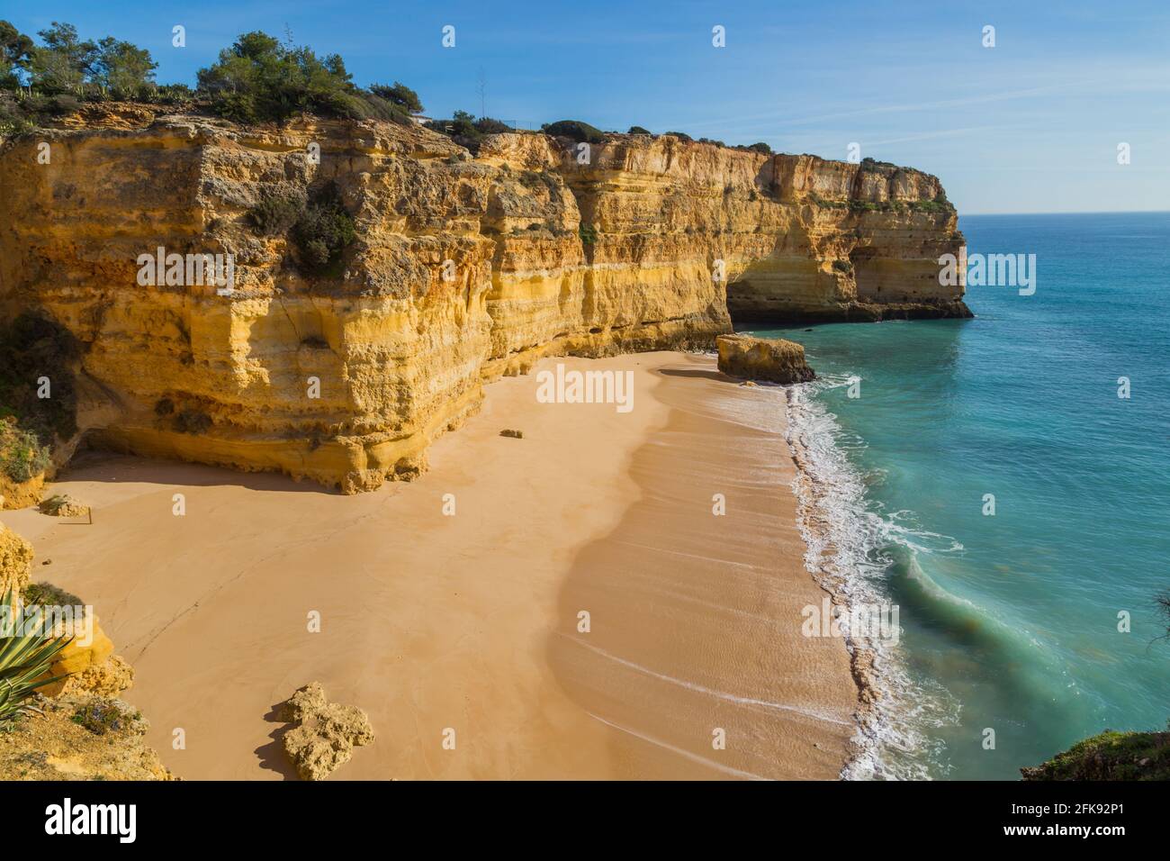 Coastal cliffs of Algarve, Lagoa, Portugal Stock Photo - Alamy