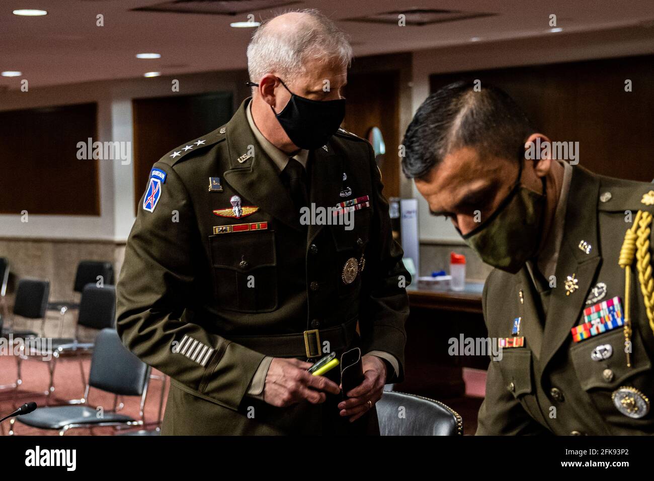 Defense intelligence agency director lt gen scott d berrier hi-res ...