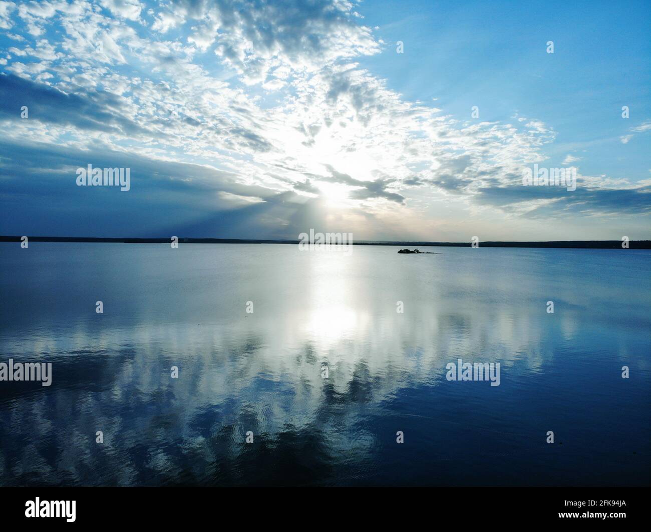 Sunlight over the water hi-res stock photography and images - Alamy