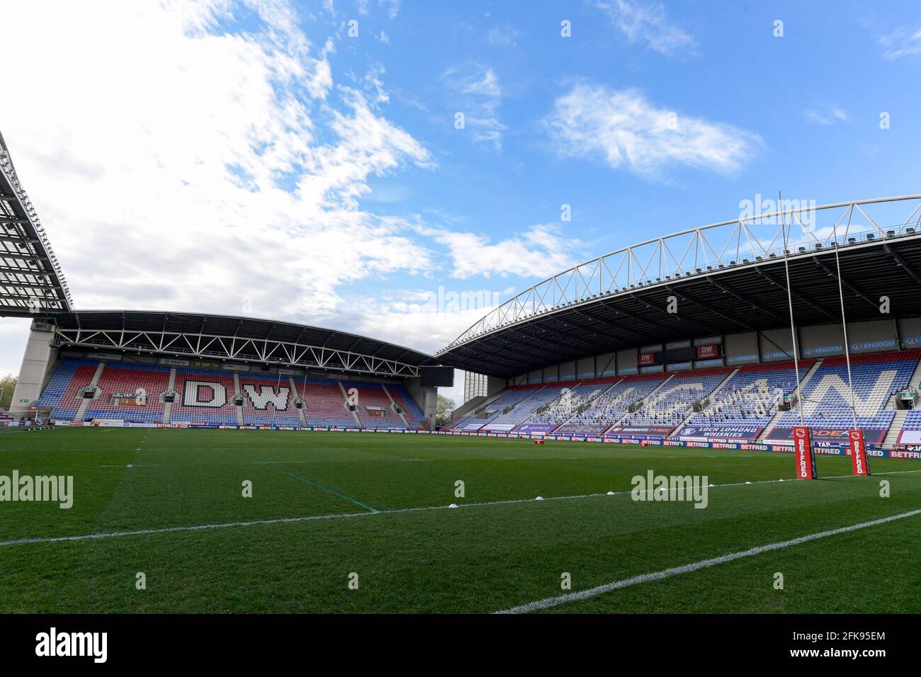 A general view of the DW Stadium, the home of Wigan Warriors Stock ...