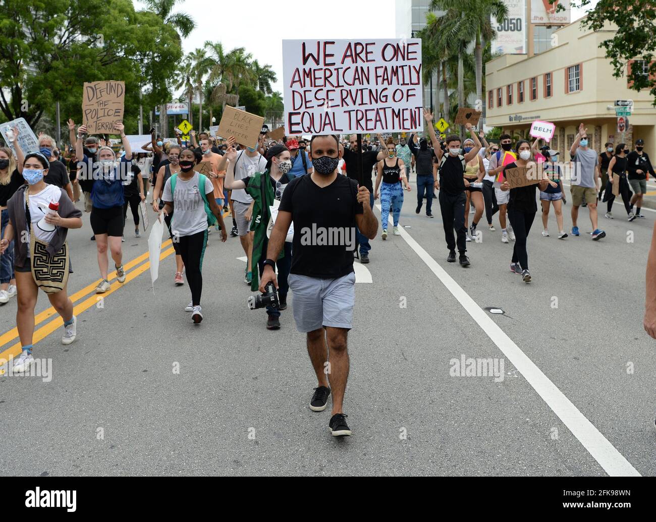 Miami - FL - 20200606 - Protest for George Floyd in Downtown Miami ...