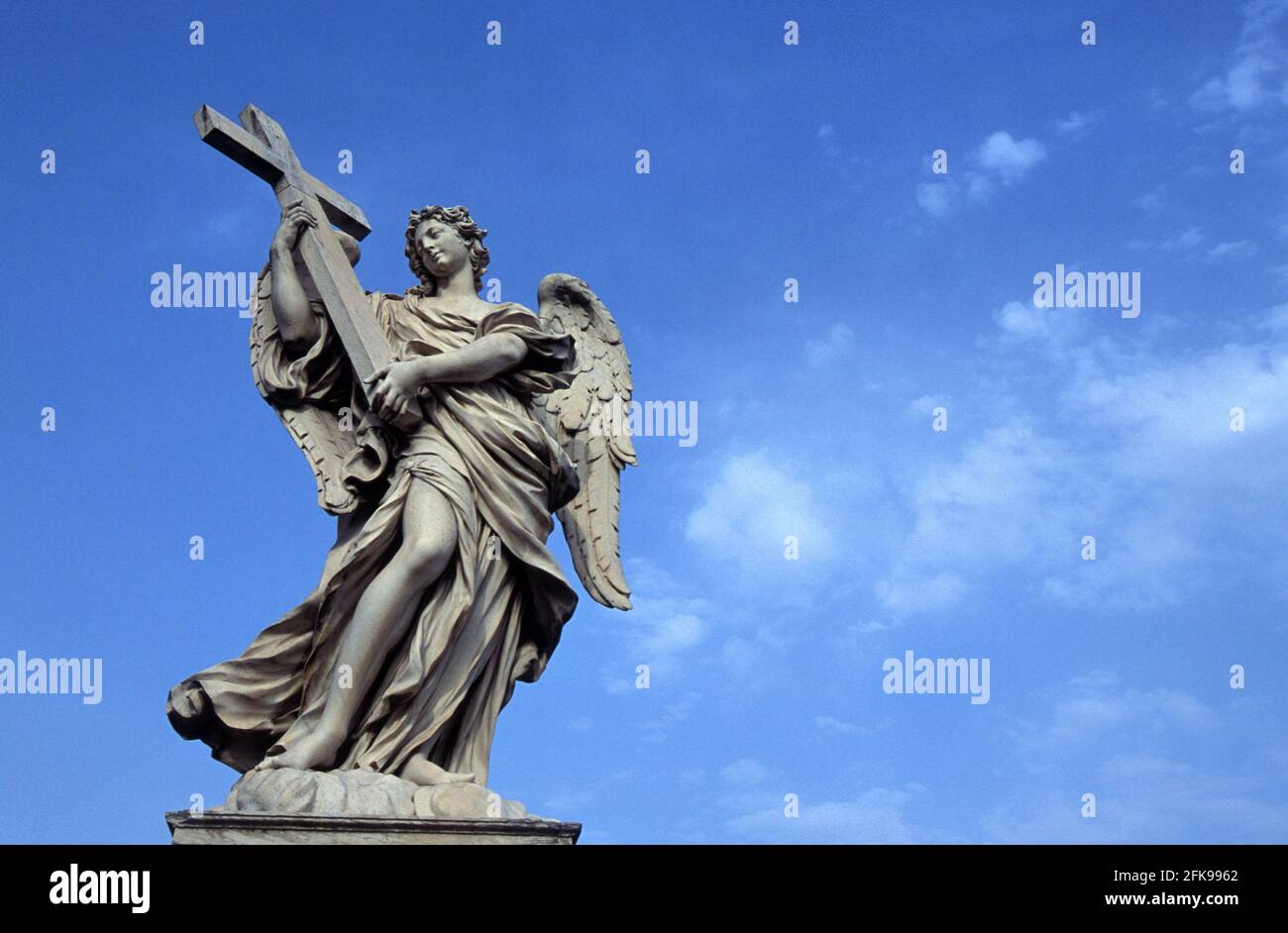 Angel with the Cross statue by Ercole Ferrata Ponte Sant'Angelo, Rome ...