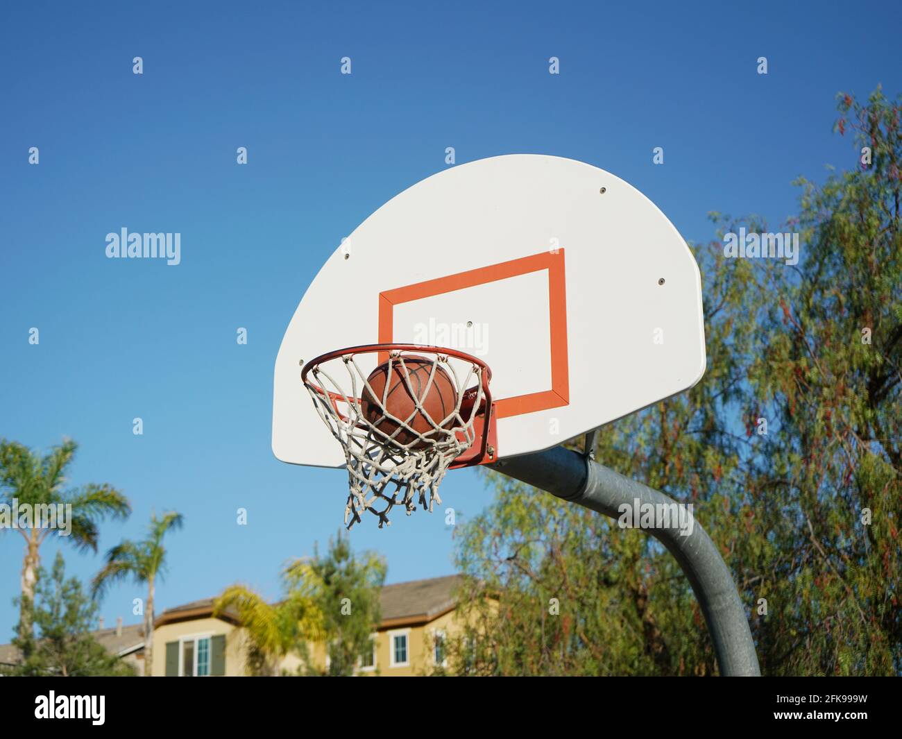 Passing through the hoop hi-res stock photography and images - Alamy