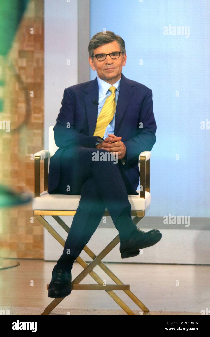 New York - NY - 20200622 Amy RobachGeorge Stephanopoulos and Michael ...