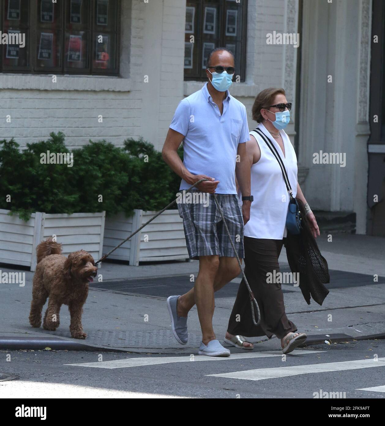 New York - NY - 06/06/2020 - Lester Holt and wife Carol Hagen walking ...
