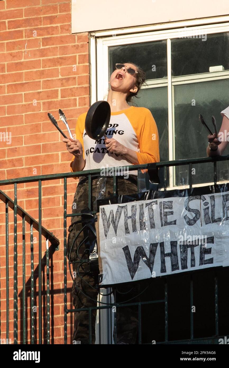 New York - NY - 20200609- Sarah Silverman Bangs Pans for Health Care ...
