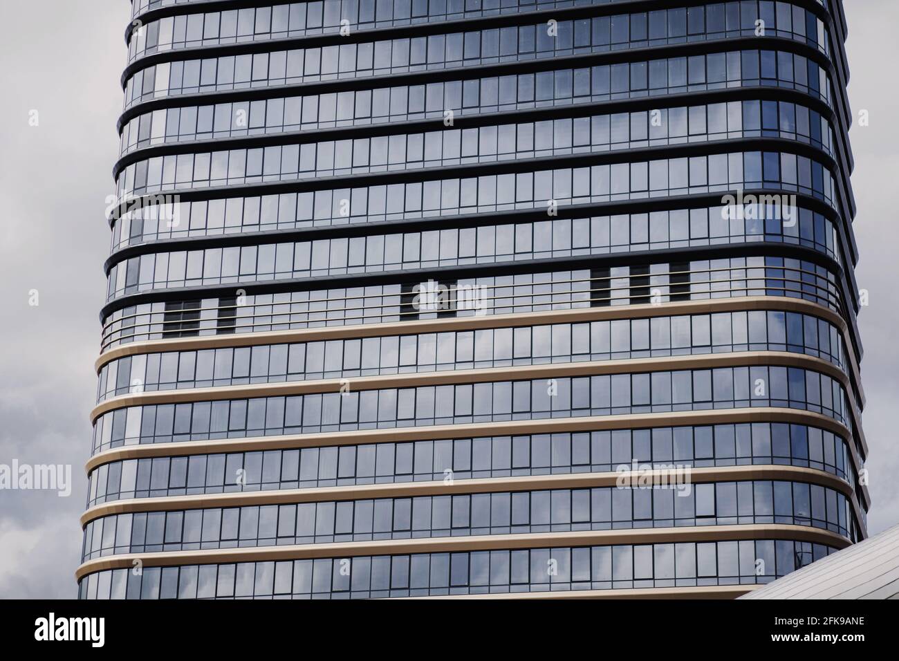 Hi tech architecture hi-res stock photography and images - Alamy