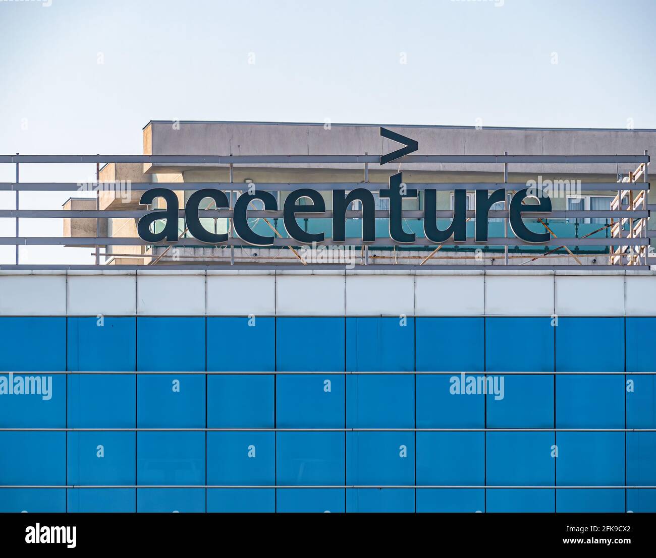 Accenture building hi-res stock photography and images - Alamy