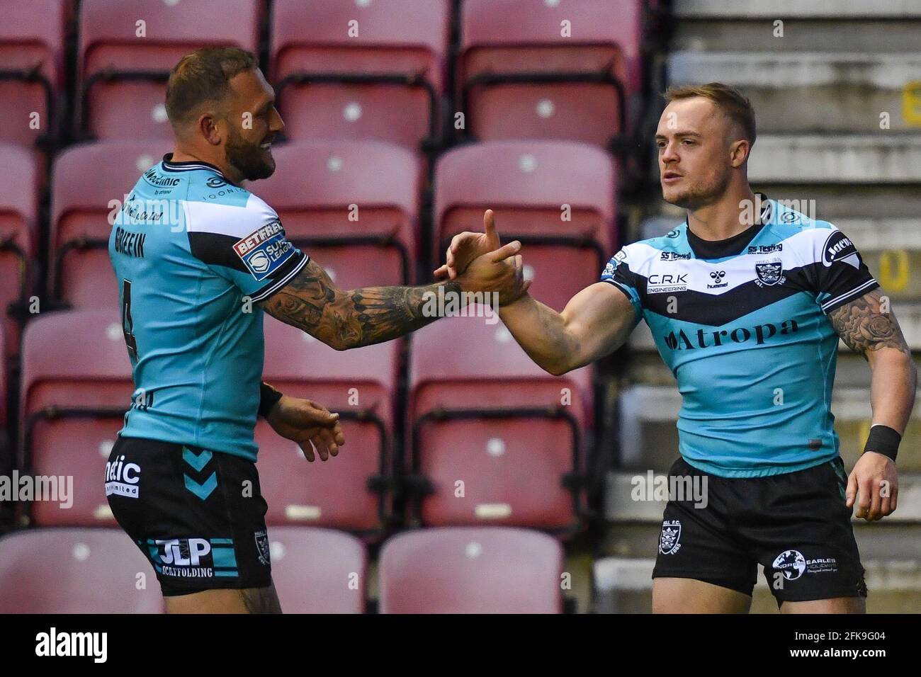 Adam Swift (21) of Hull FC celebrates his try Stock Photo - Alamy