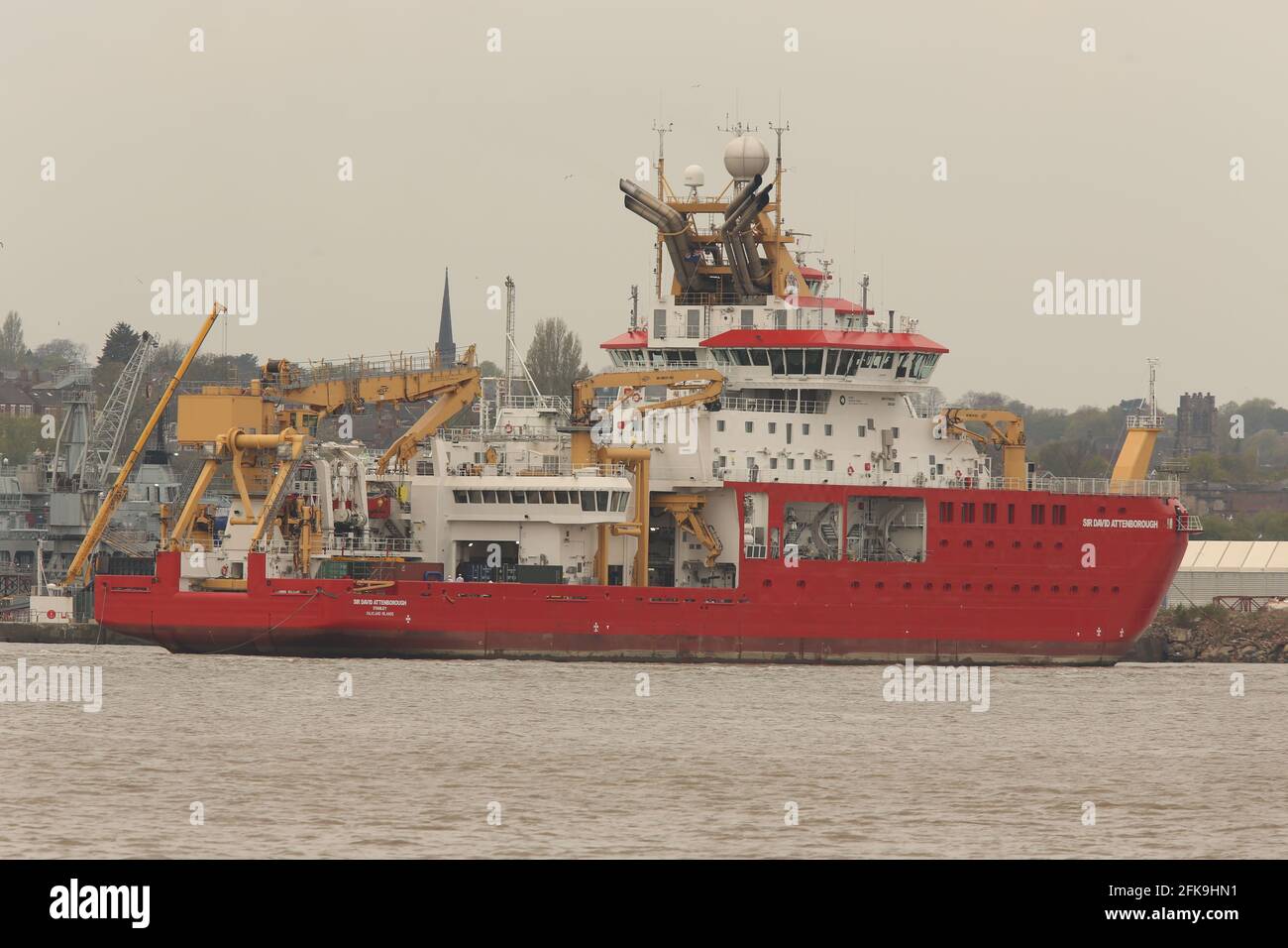 Moon pool vessel hi-res stock photography and images - Alamy