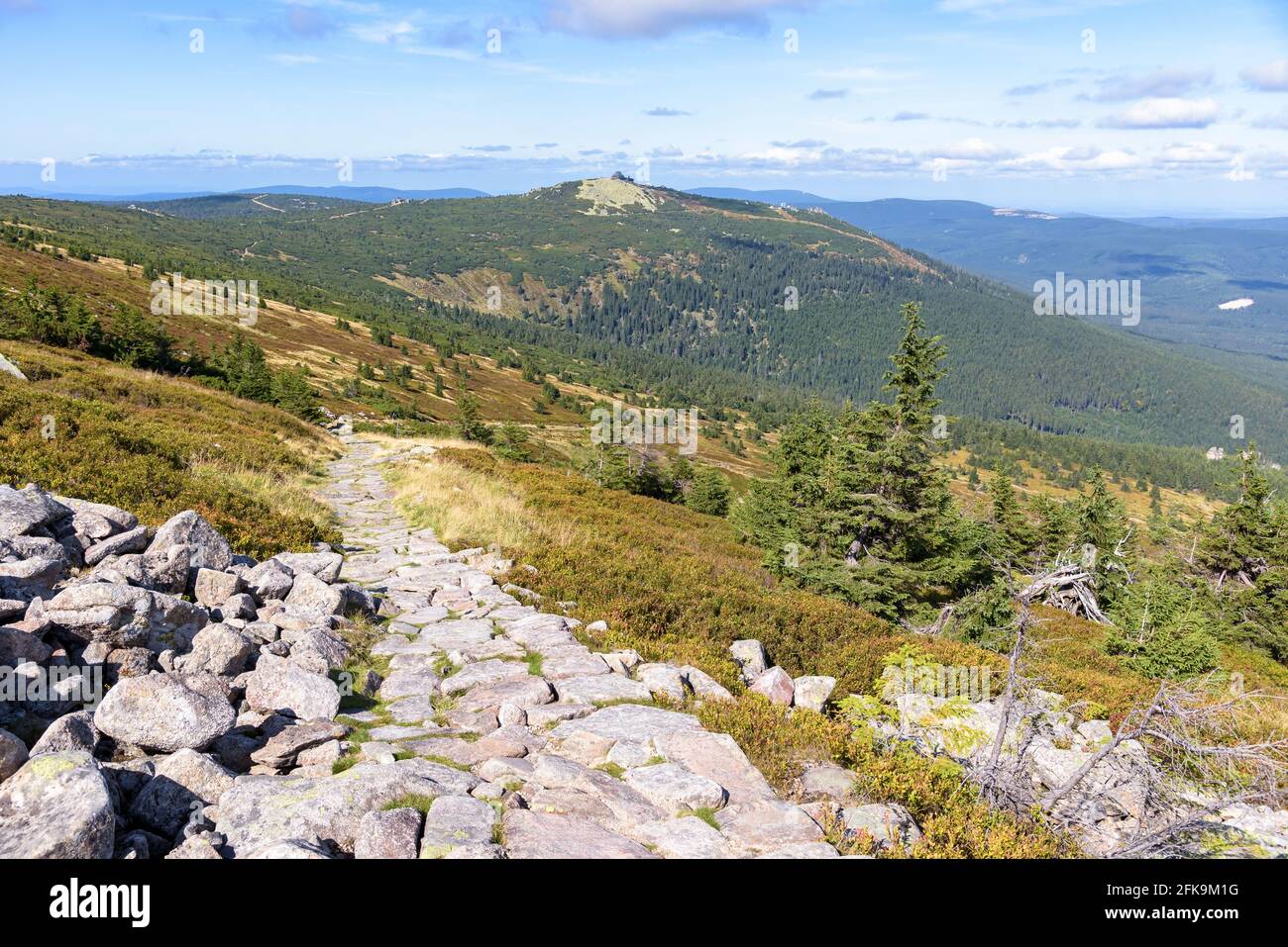 Trail to the shelter under Labski Szczyt mountain with Szrenica ...