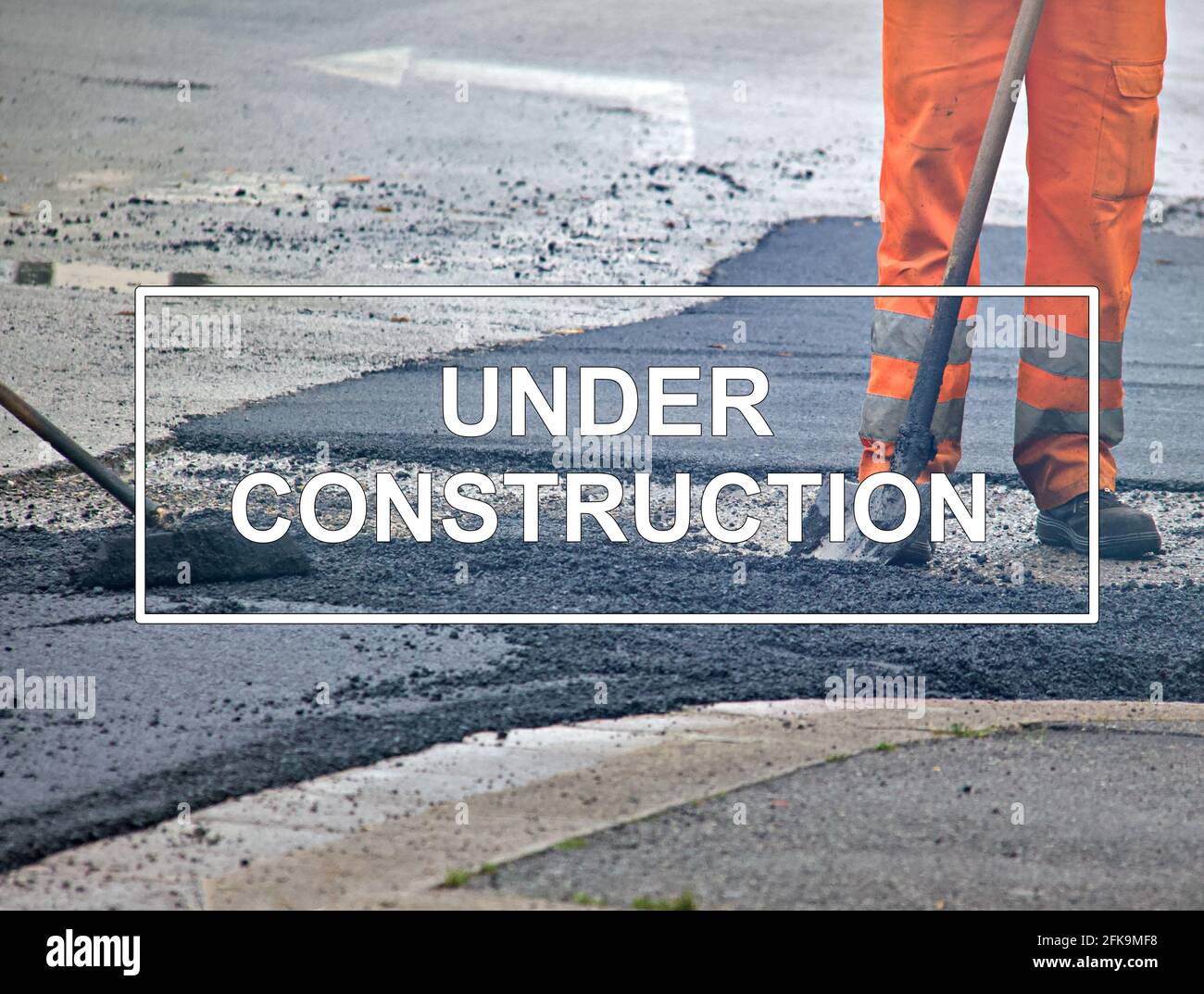 Under construction worker website hi-res stock photography and images ...
