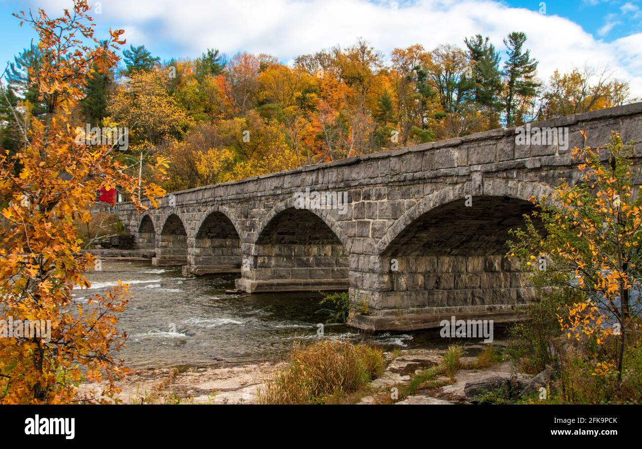 Five arched hi-res stock photography and images - Alamy