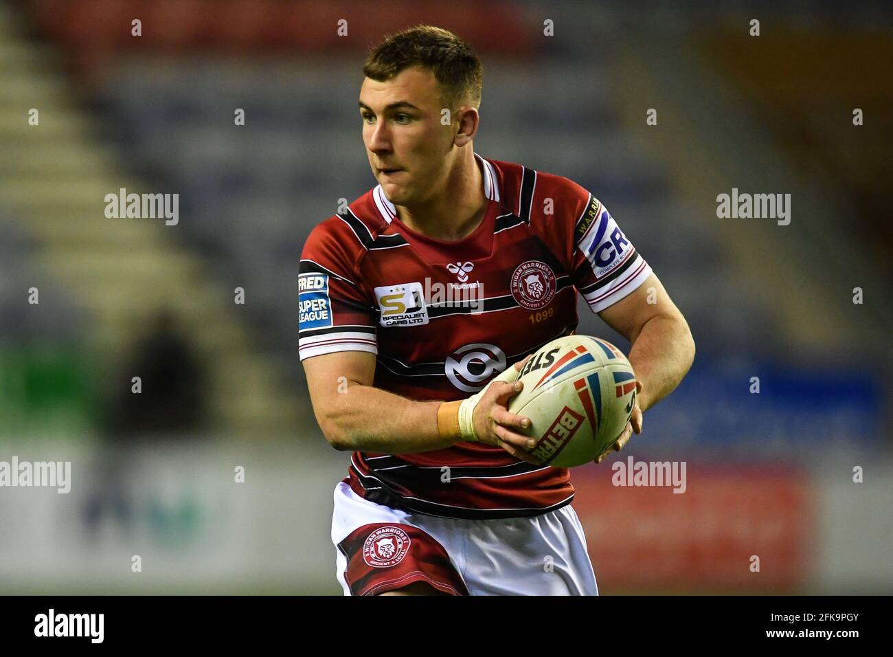 Harry Smith (20) of Wigan Warriors in action Stock Photo - Alamy