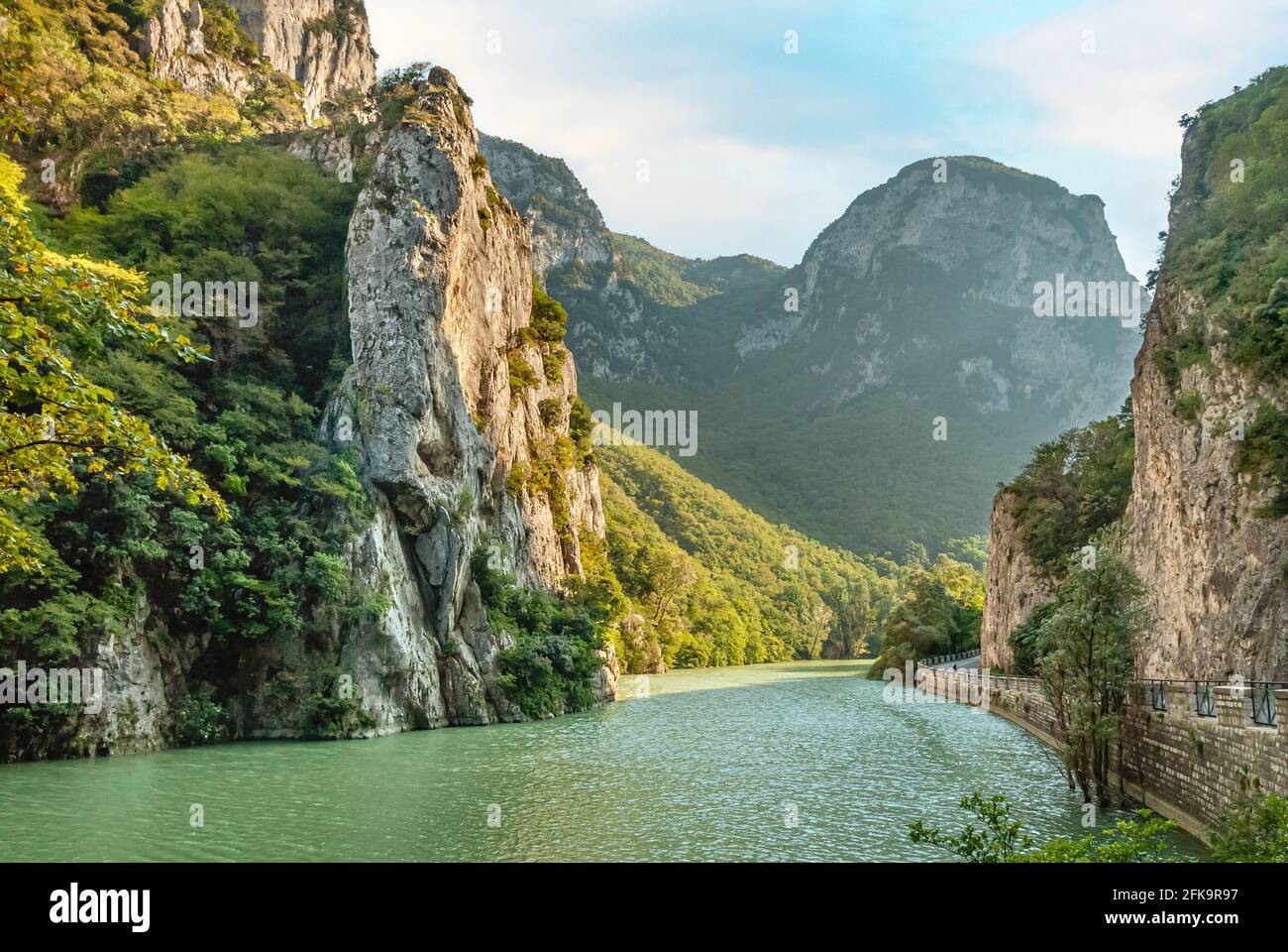 Italy gorge hi-res stock photography and images - Alamy