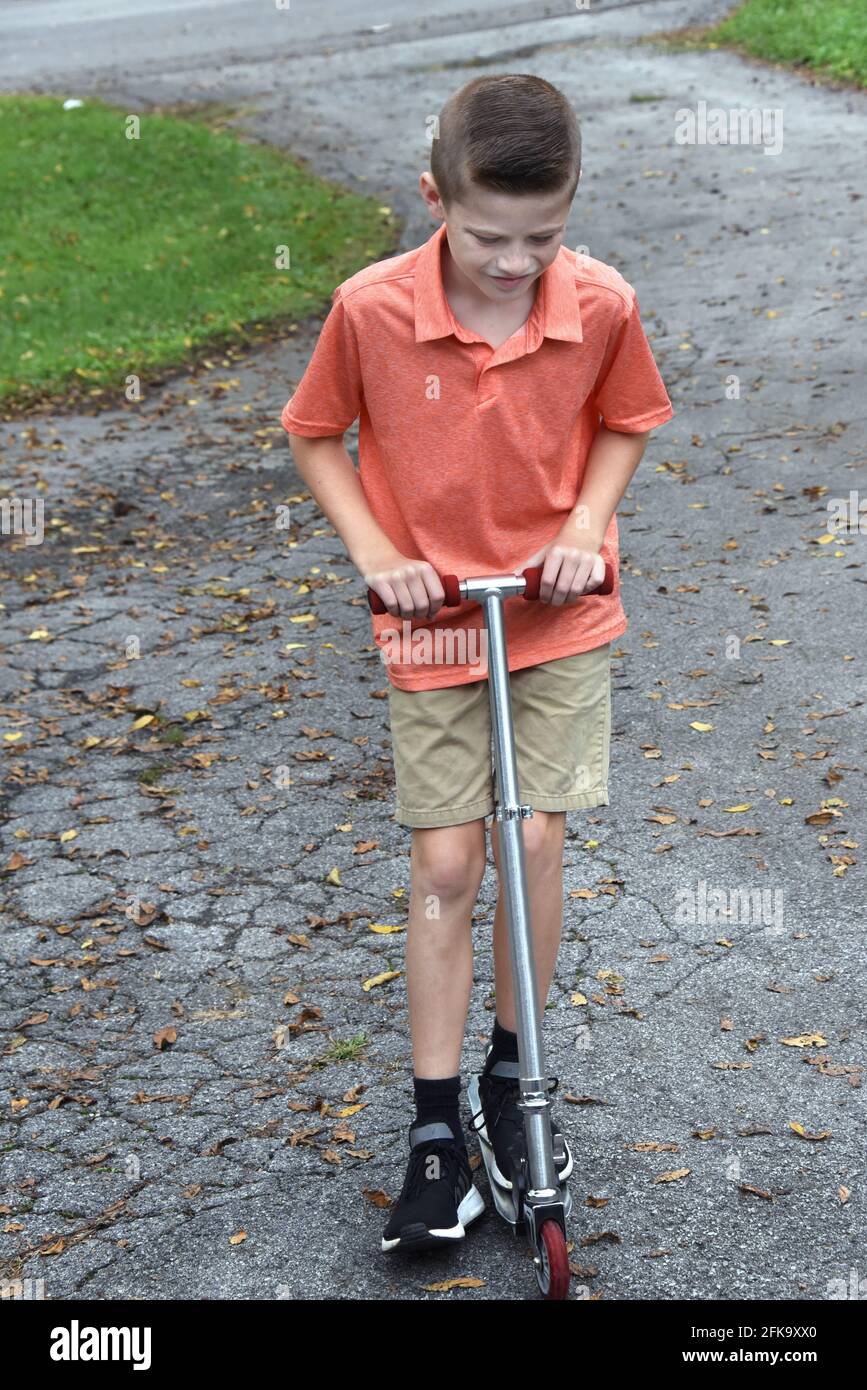 Foot powered hi-res stock photography and images - Alamy