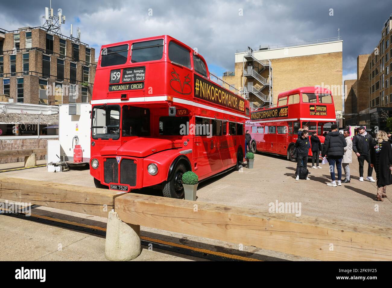 Niko omilana bus hi-res stock photography and images - Alamy