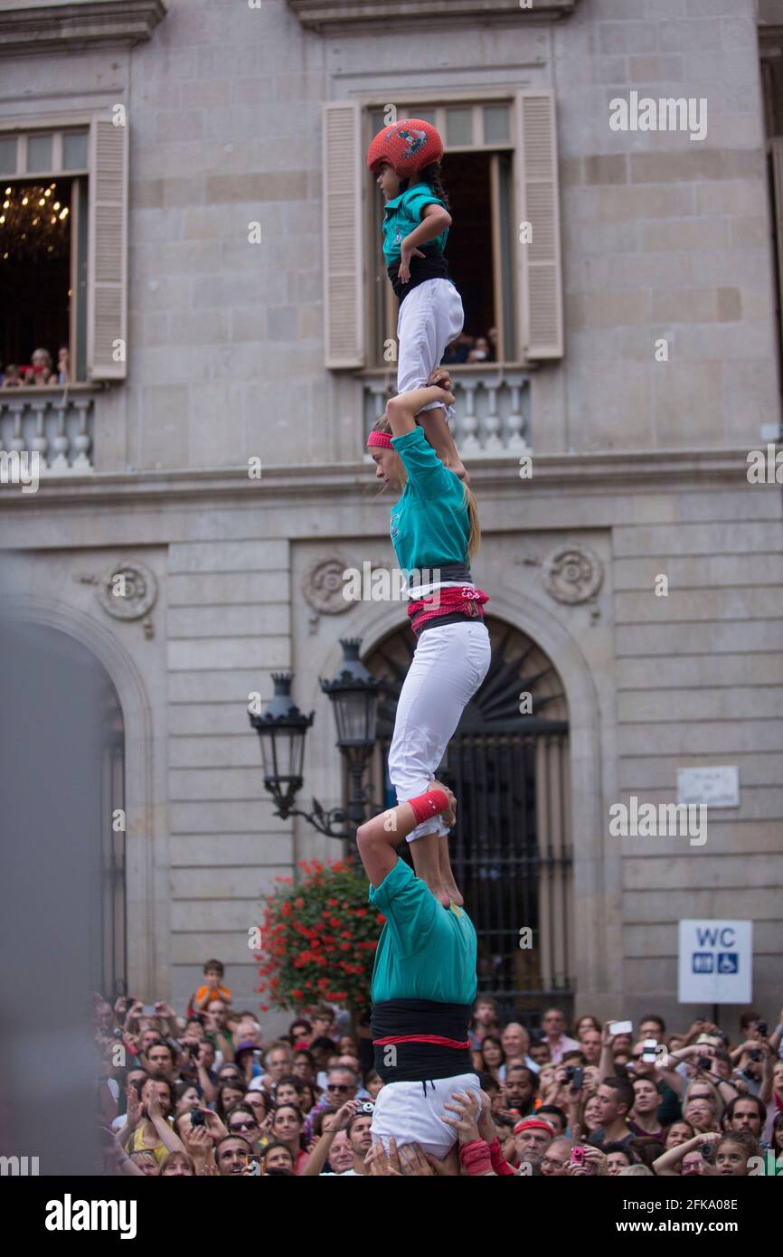 Castells catalunya hi-res stock photography and images - Alamy