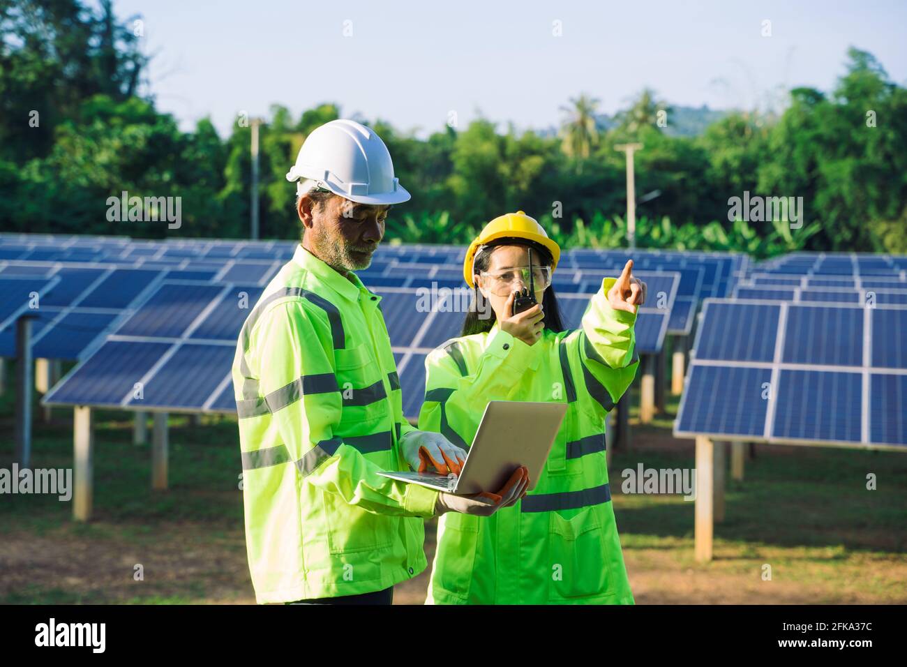 Solar light panels installation hi-res stock photography and images - Alamy