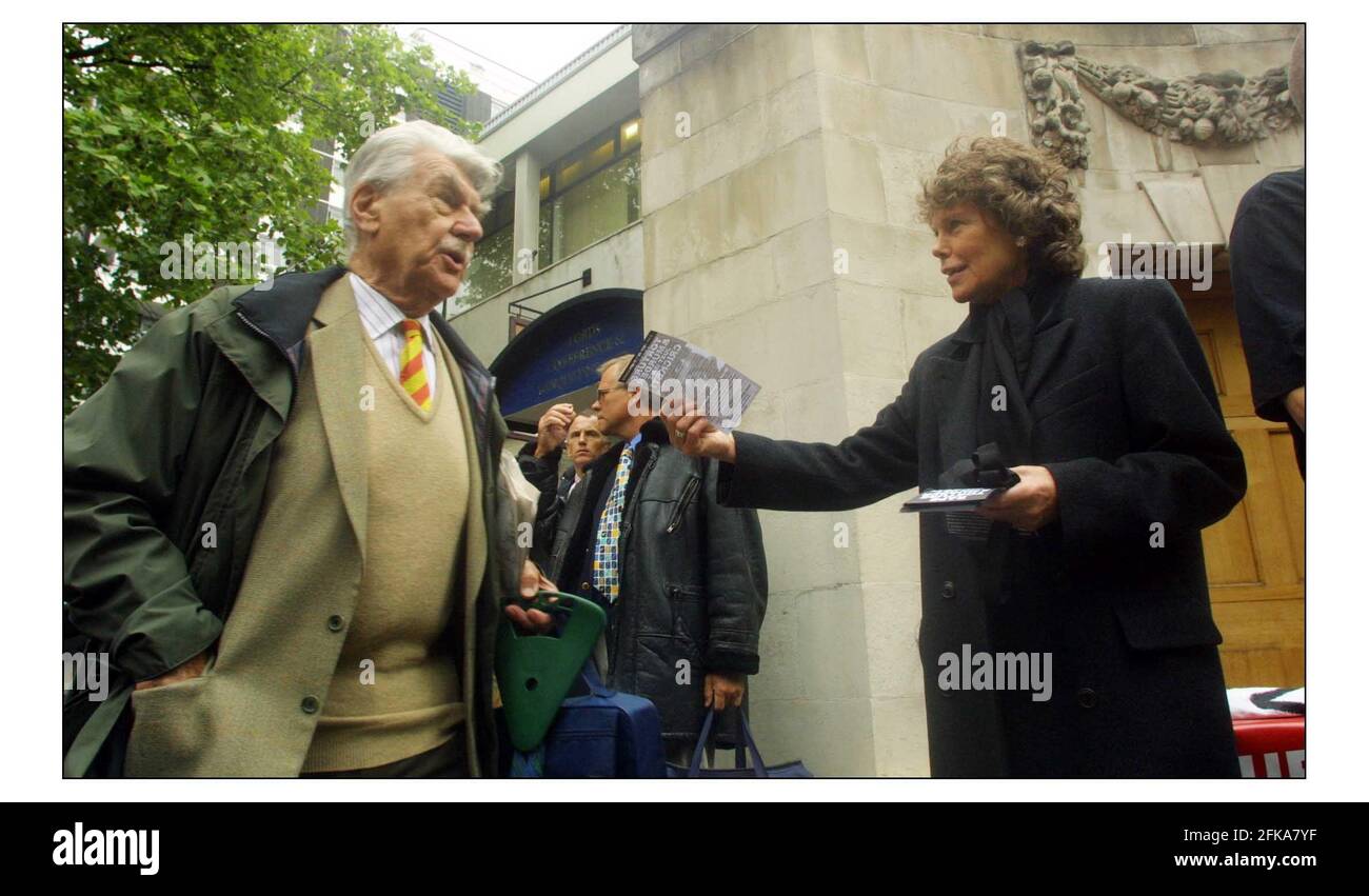Kate hoey Cut Out Stock Images & Pictures - Alamy