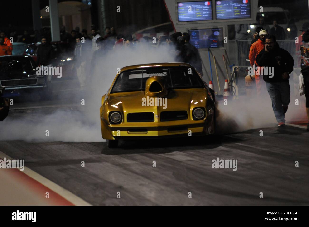 drag race bahrain manama v8 v6 turbo Stock Photo - Alamy