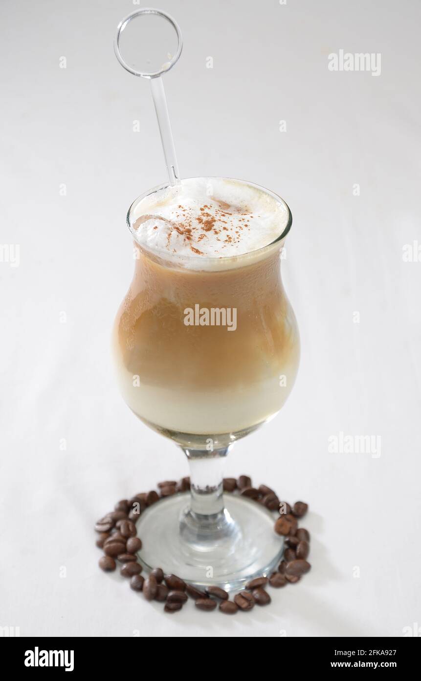 Cups coffee ice hi-res stock photography and images - Alamy