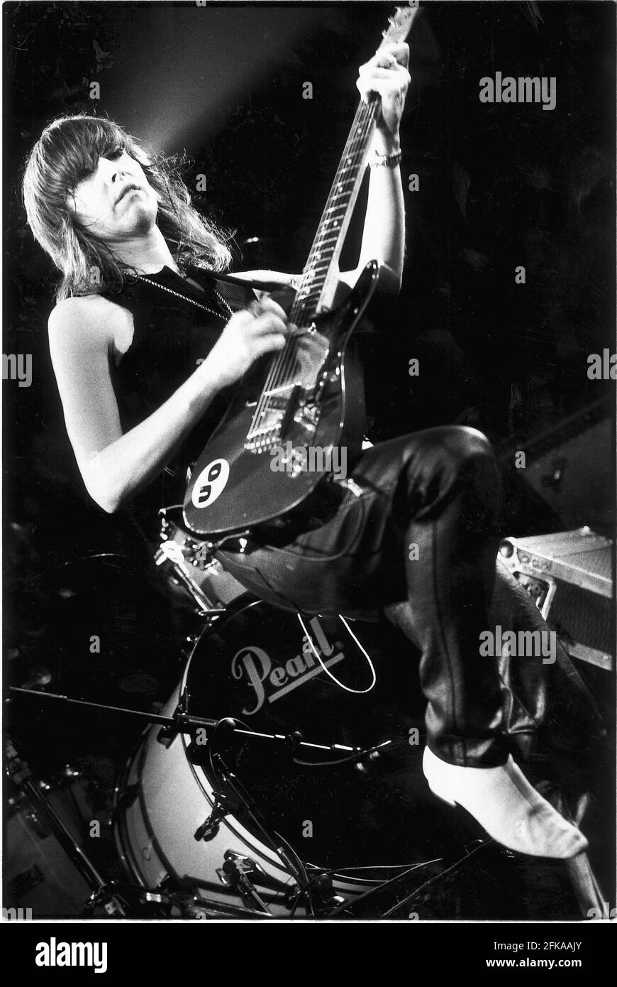 Singer chrissie hynde Black and White Stock Photos & Images - Alamy