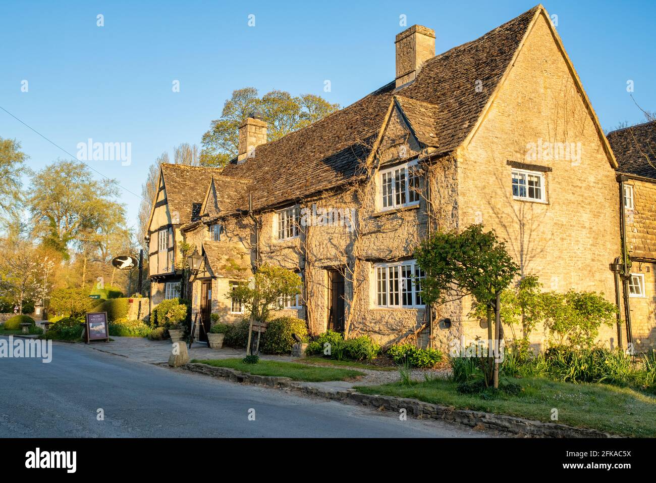 Old minster lovell hi-res stock photography and images - Alamy