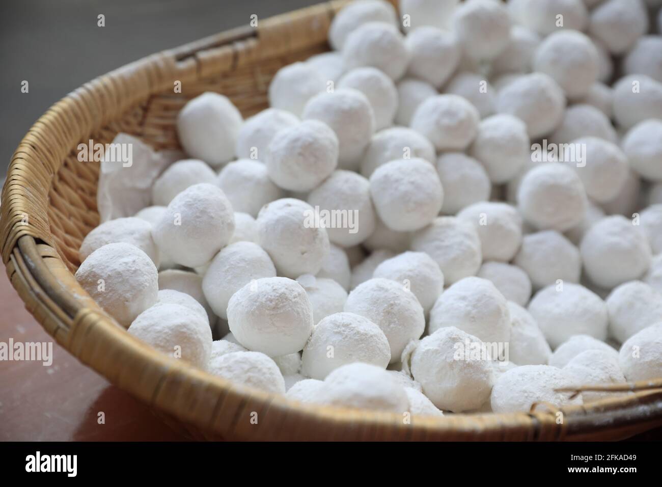Fried glutinous rice balls hi-res stock photography and images - Alamy