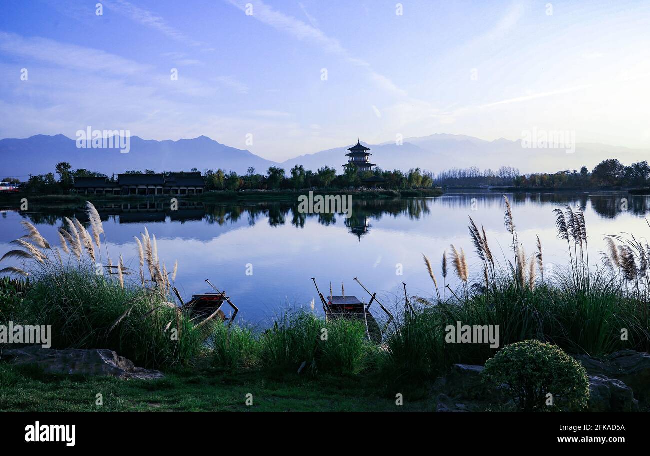 Mei mei hu hi-res stock photography and images - Alamy