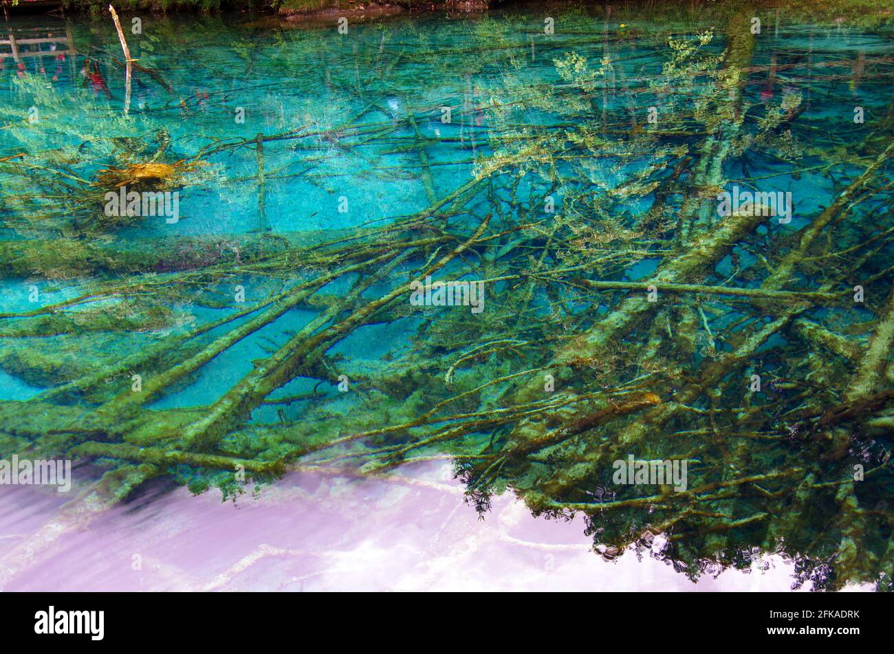 Sichuan rivers and waterfalls hi-res stock photography and images - Alamy
