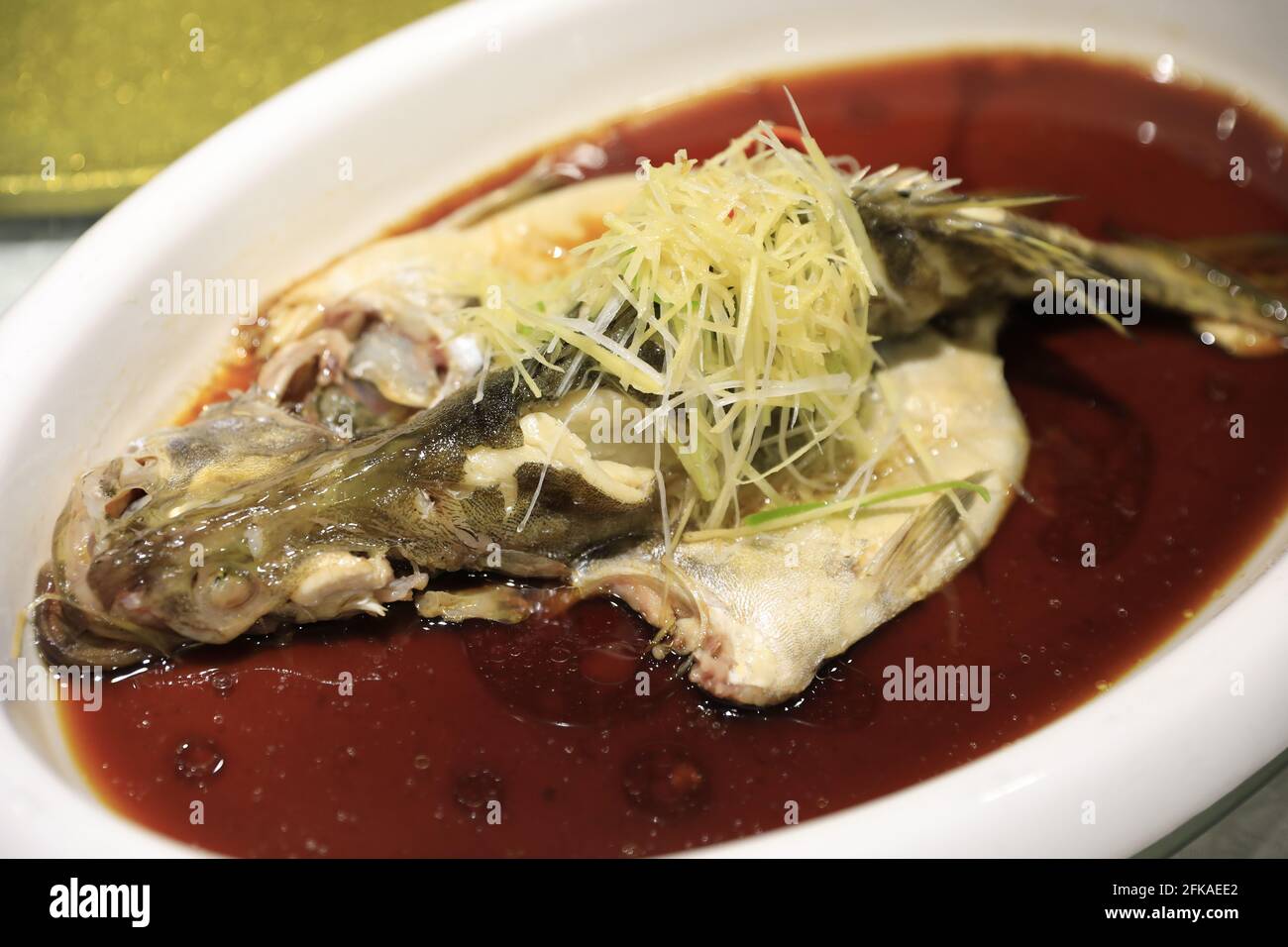 Steamed sweet osmanthus fish hi-res stock photography and images - Alamy
