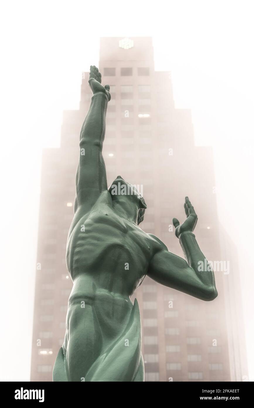 statue of eternal life in cleveland ohio with fog Stock Photo - Alamy