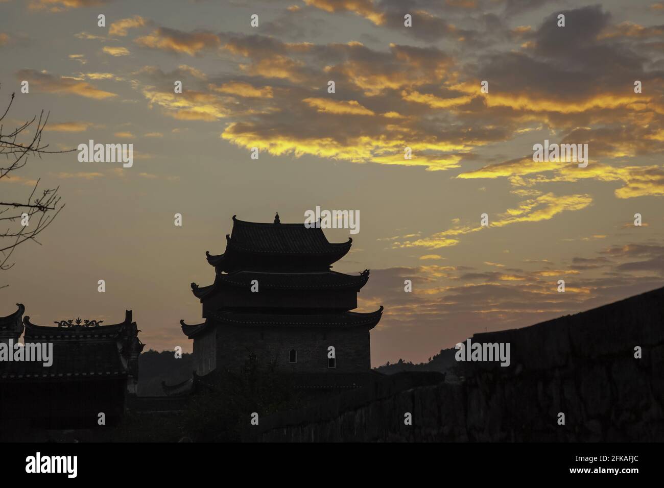 Gantang hi-res stock photography and images - Alamy