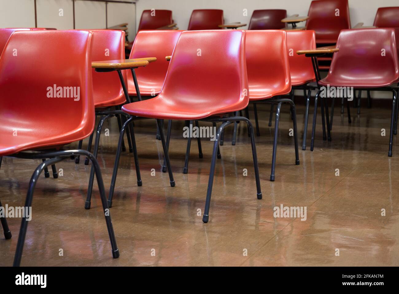 Old lecture room hi-res stock photography and images - Alamy