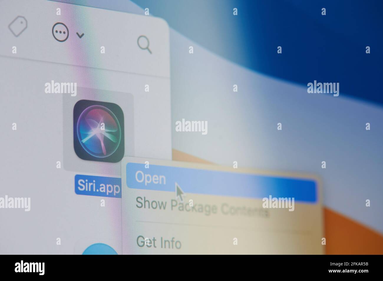 Siri logo hi-res stock photography and images - Alamy