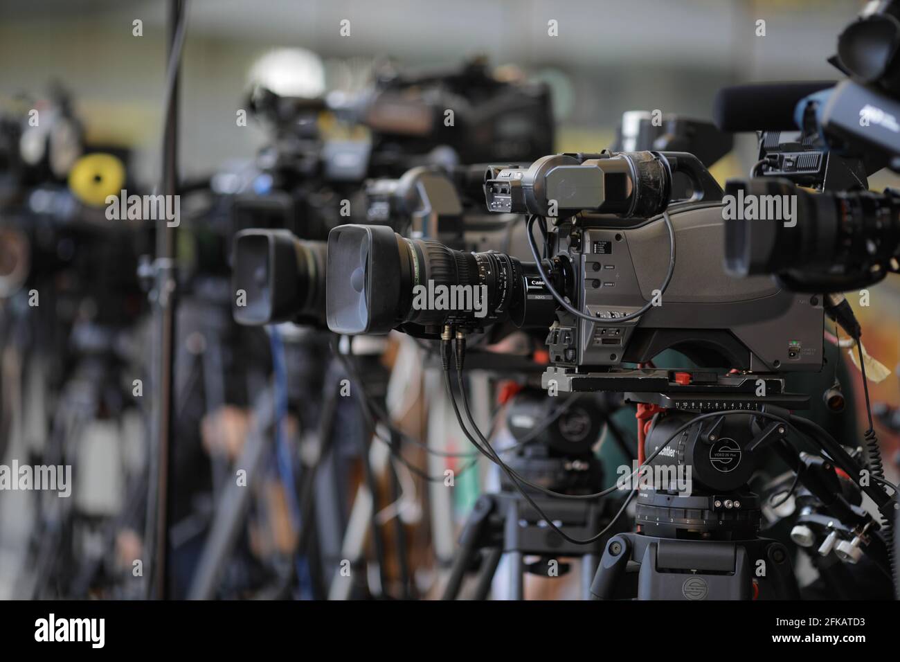 Film and tv industry hi-res stock photography and images - Alamy