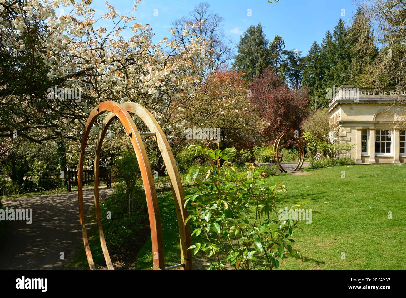 The Roman style Temple of Minerva, Botanical Gardens, Royal Victoria ...
