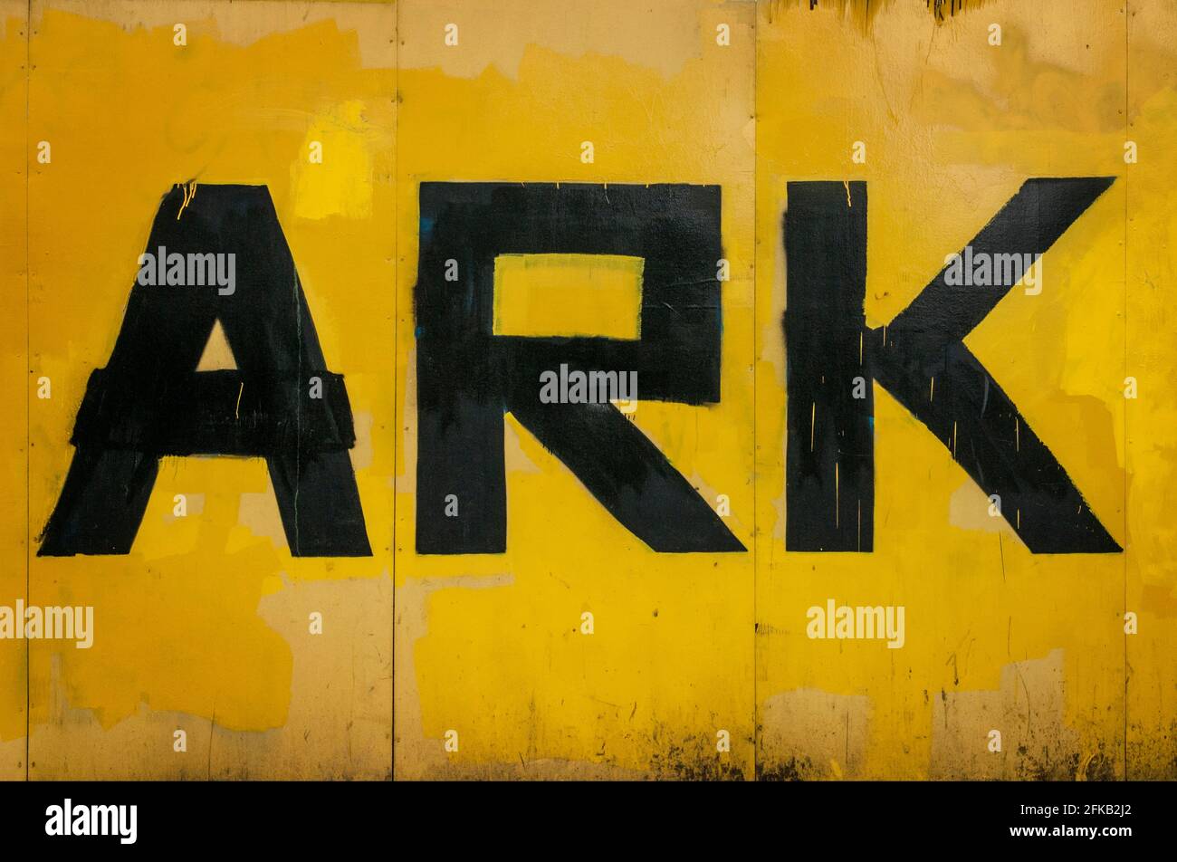 High tide font hi-res stock photography and images - Alamy